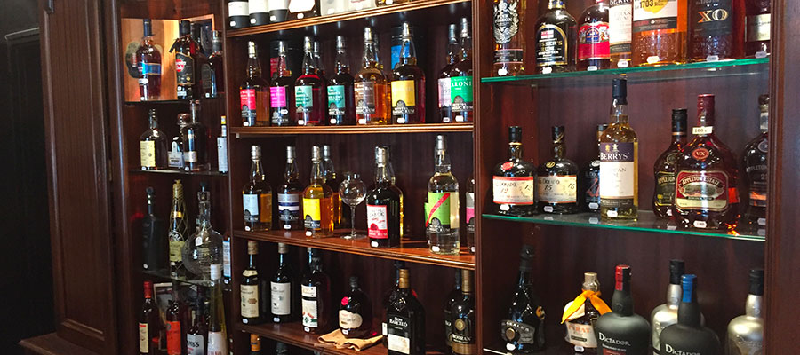 Cave à Rhum : The Whisky Lodge à Lyon - Rumporter